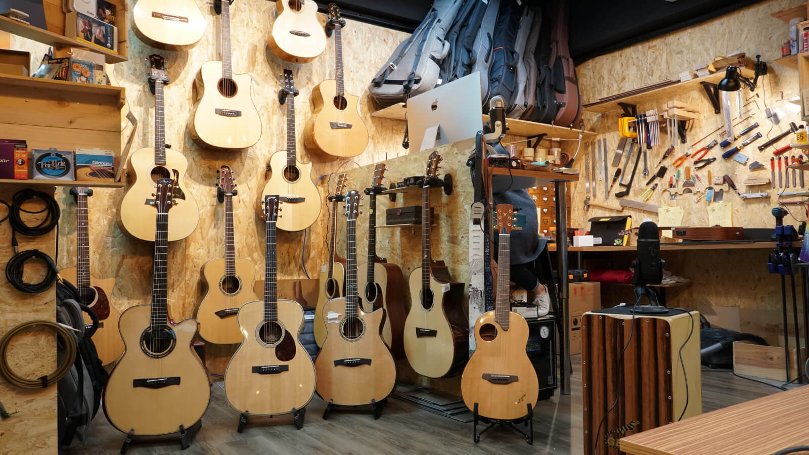 About Us – hkguitarstore.com